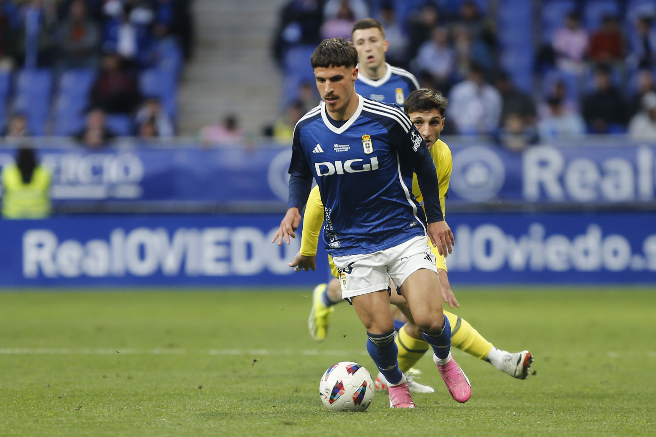 Jaime Seoane, rendido a Oviedo: "Es un club especial, ojalá pueda pasar mucho tiempo aquí ...